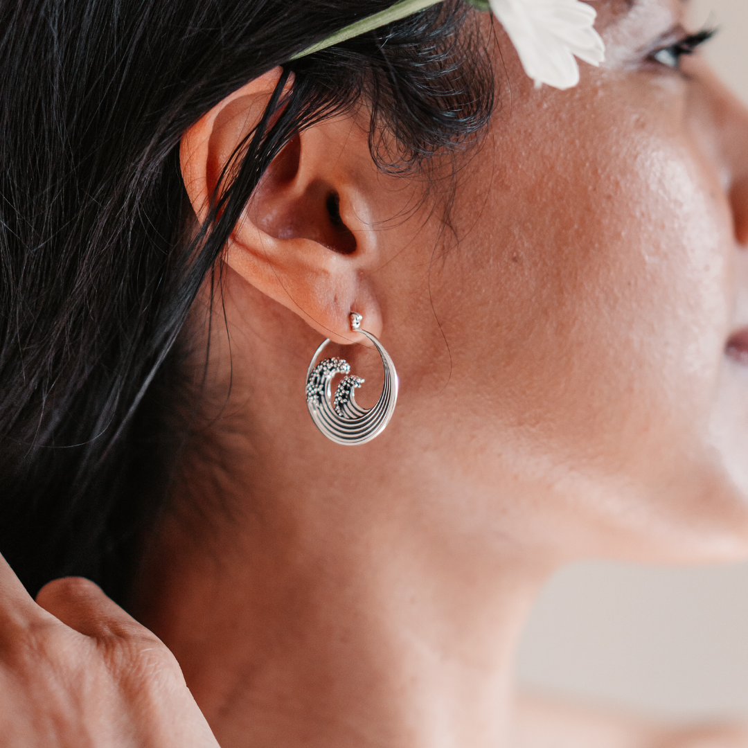 Salty Aura Hoops – Vanilla Shore