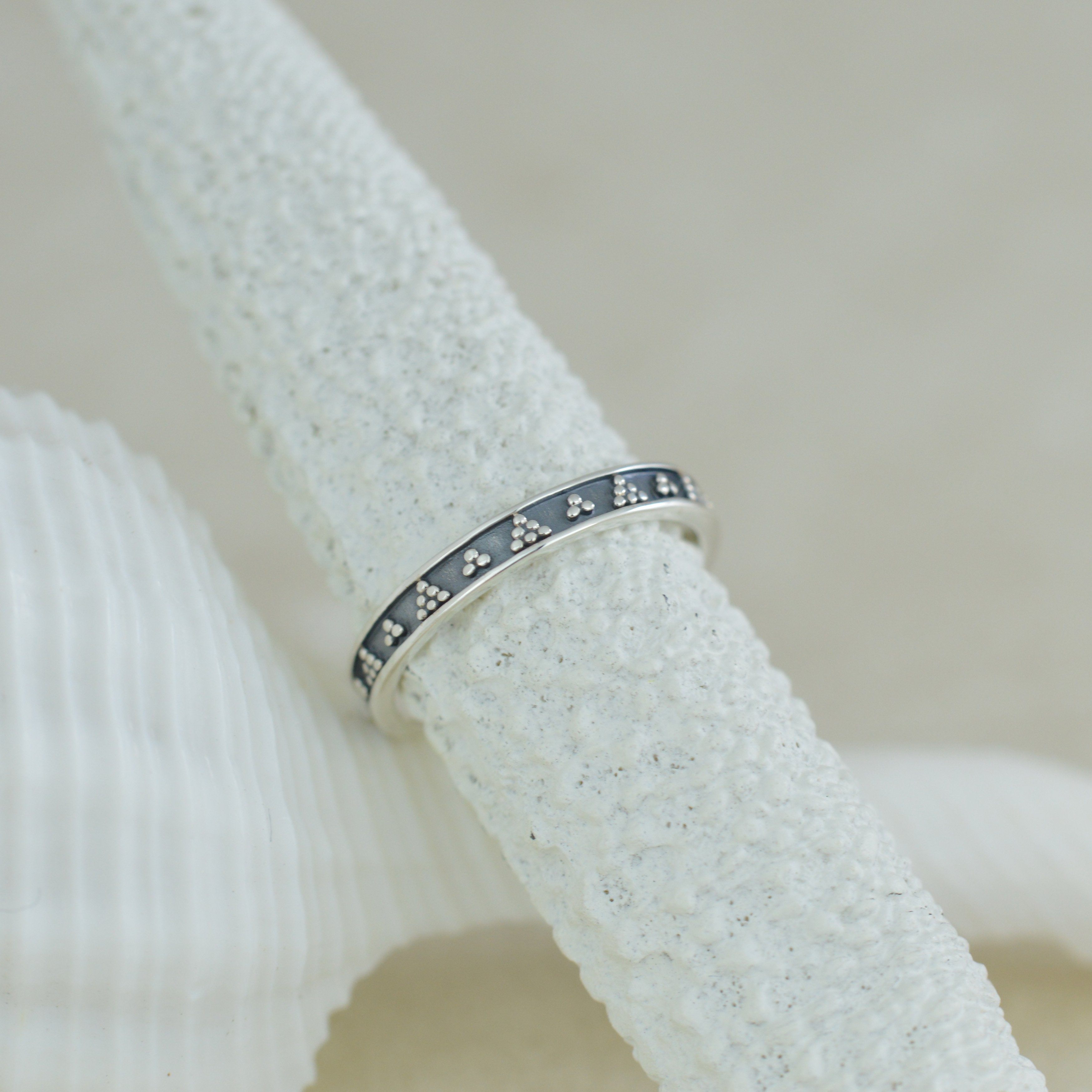 Pyramid Boho Toe Ring – Vanilla Shore